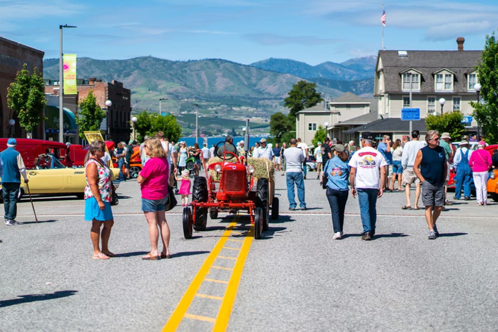Cruizin Chelan - Lake Chelan Chamber of Commerce